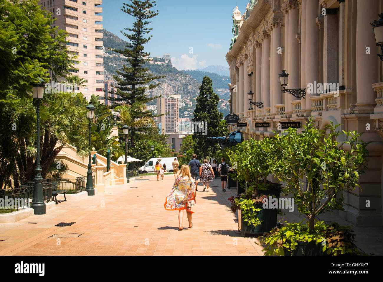 Monte carlo street scene hi-res stock photography and images - Alamy