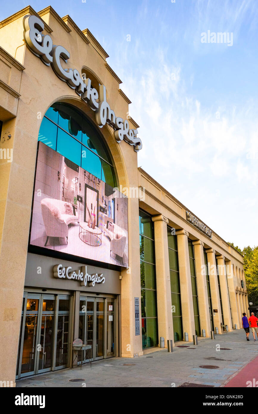 Corte ingles marbella hi-res stock photography and images - Alamy