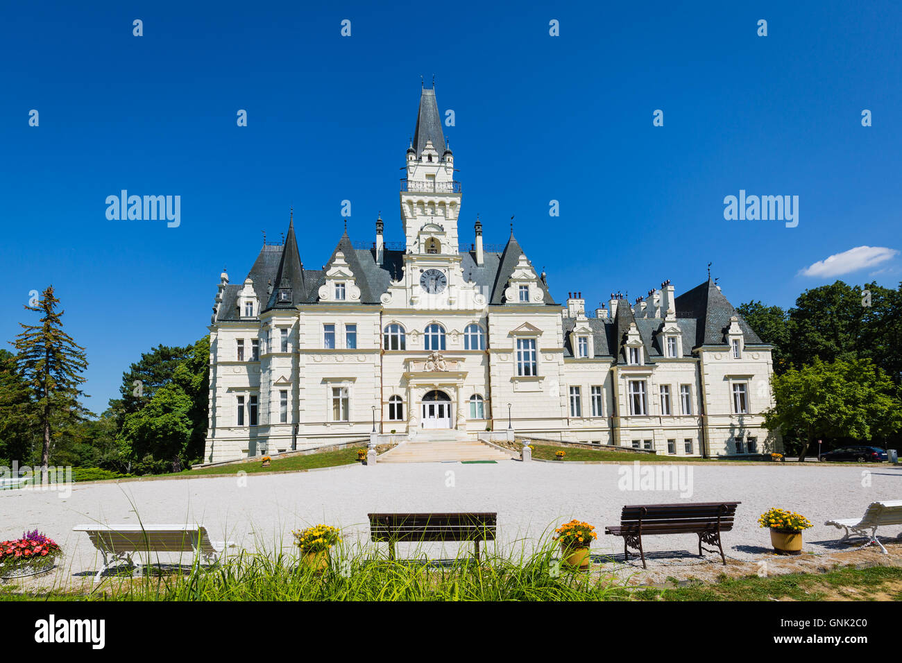 Budmerice castle hi-res stock photography and images - Alamy