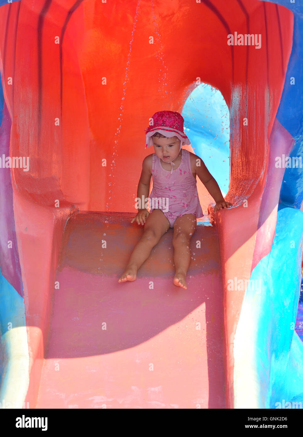 Water slide splash hi-res stock photography and images - Alamy