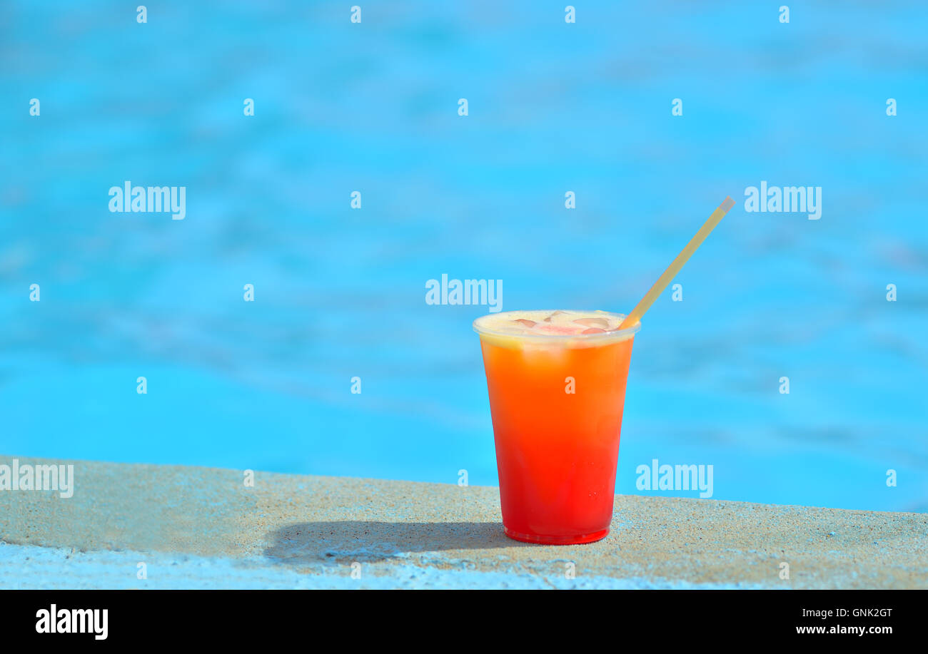 Pool cocktail hi-res stock photography and images - Alamy