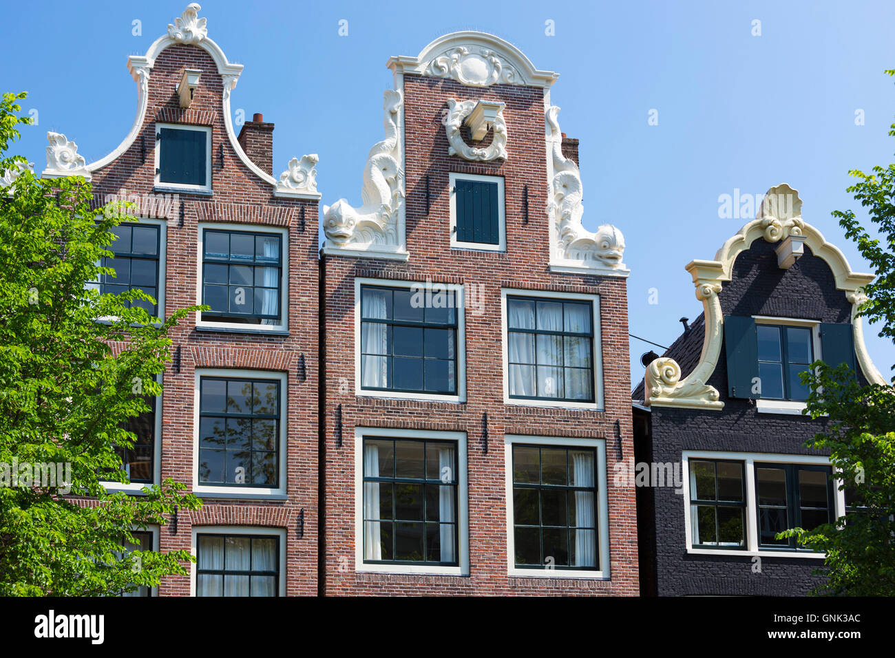 Dutch gabled houses hi-res stock photography and images - Alamy