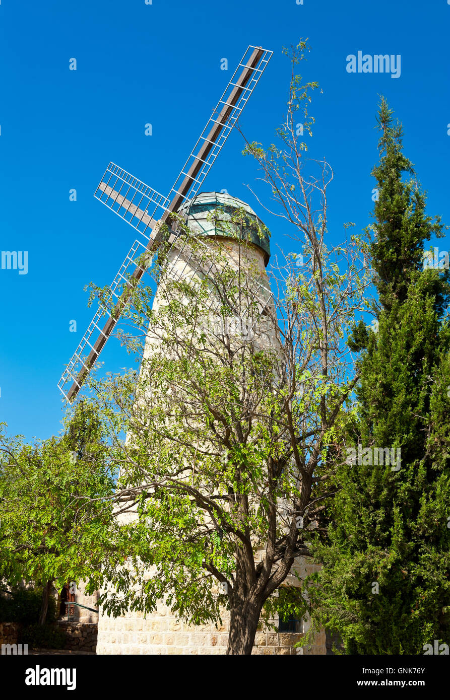 Israel windmill montefiore jerusalem architecture hi-res stock ...