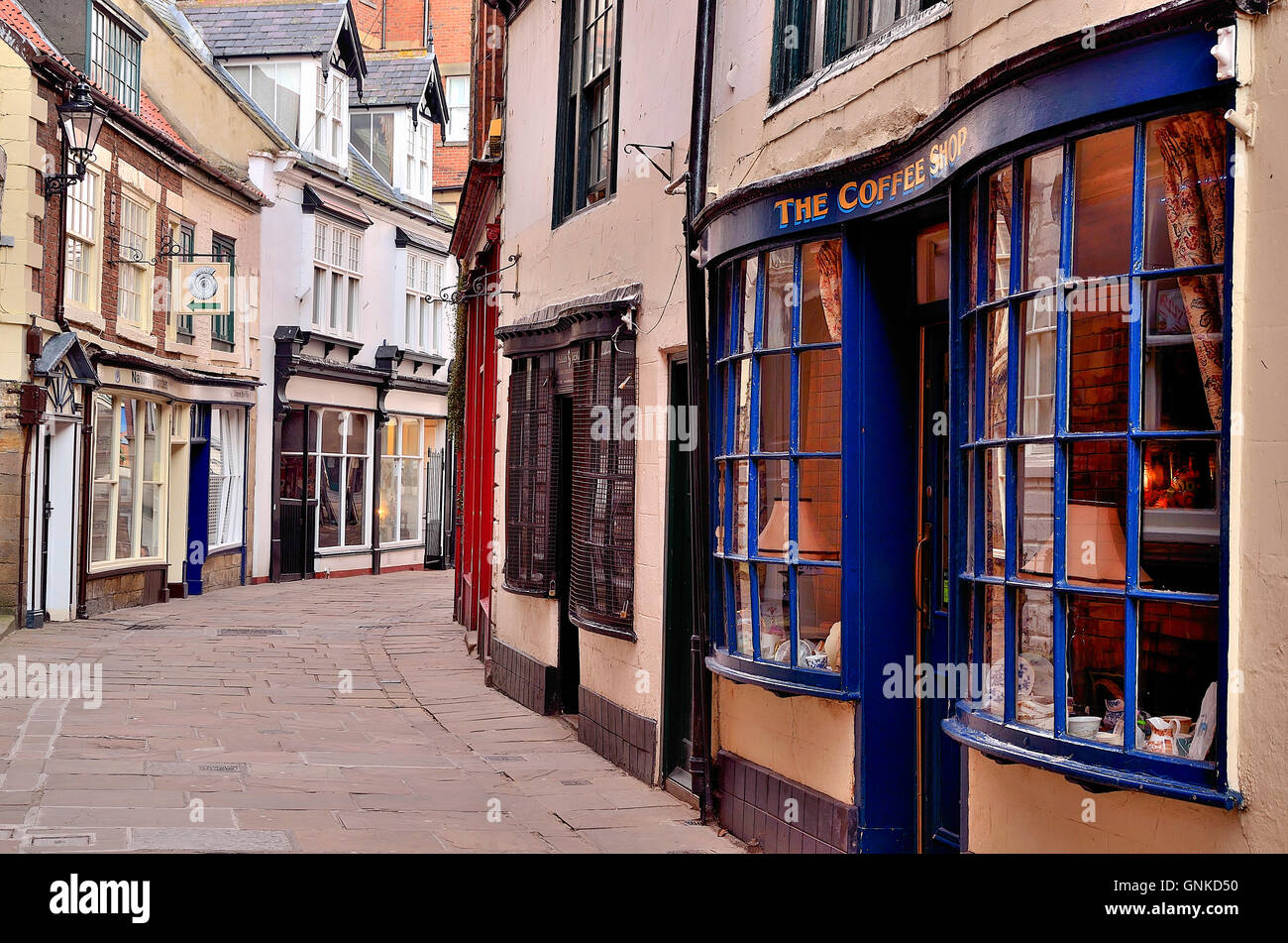 Old whitby hi-res stock photography and images - Alamy