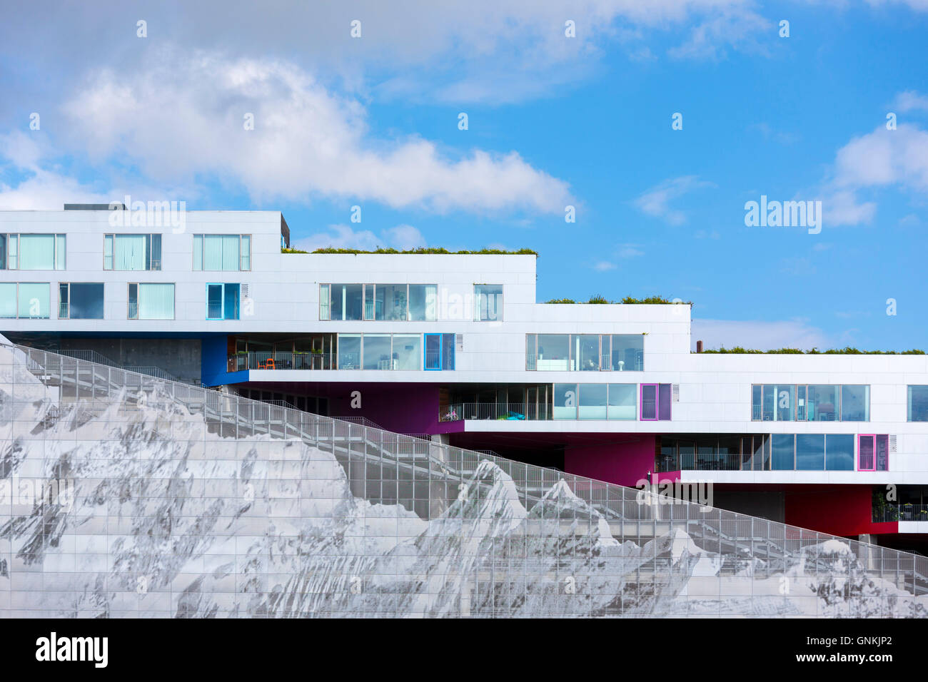 Ultra modern architecture hi-res stock photography and images - Alamy