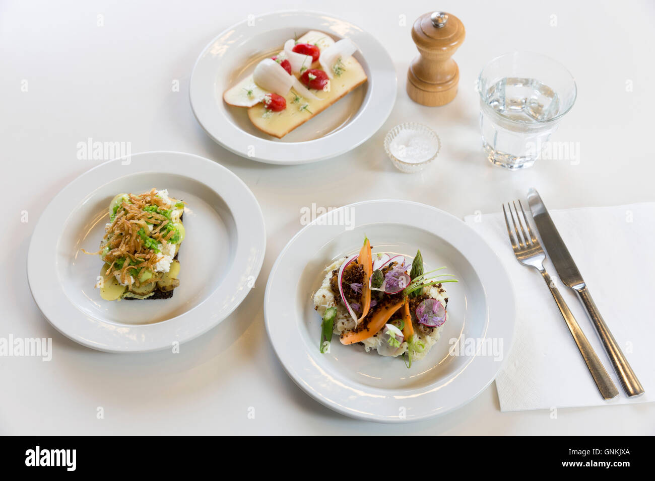 Danish plates hi-res stock photography and images - Alamy