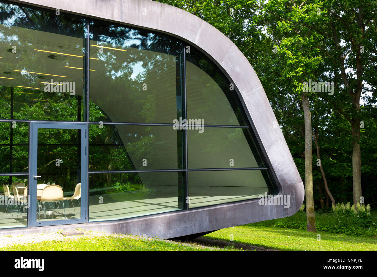 Building extension designed by architect Zaha Hadid at Ordrupgaard Art ...