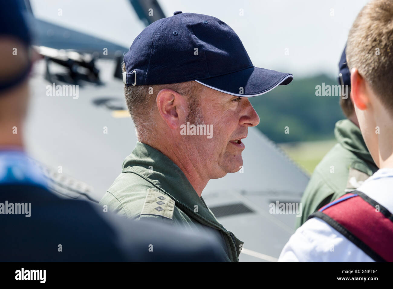 Bundeswehr officer hi-res stock photography and images - Alamy