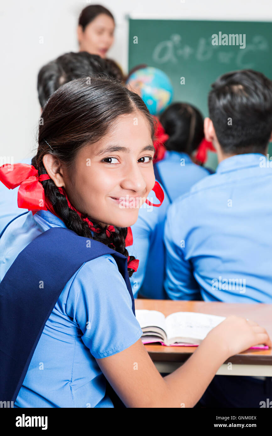 Middle school classroom india hi-res stock photography and images - Alamy