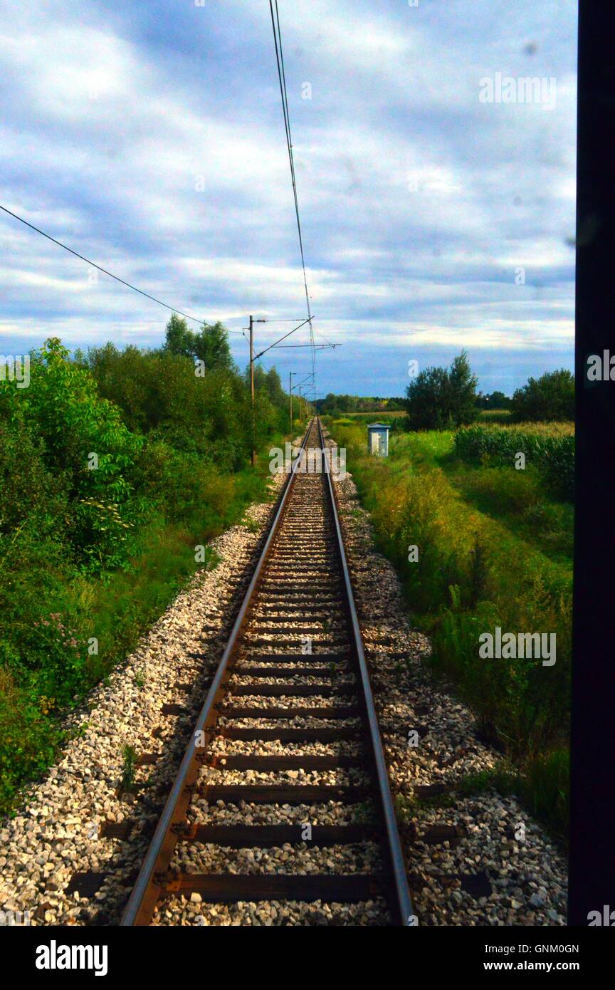 Rocks and railway hi-res stock photography and images - Alamy
