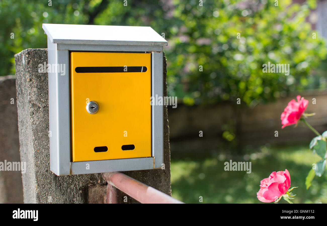 Mailbox in front of the house, waiting for letters Stock Photo - Alamy