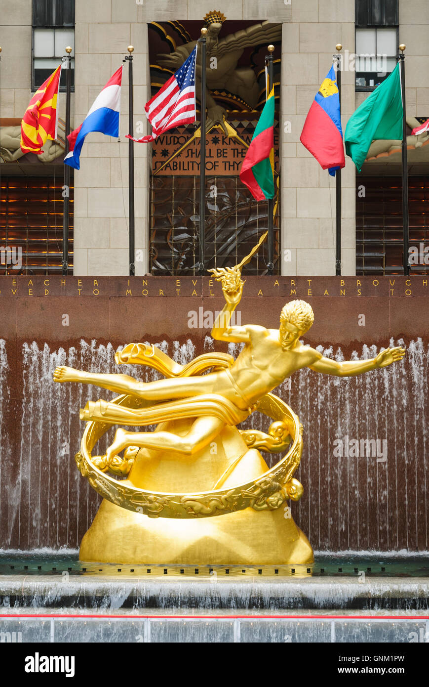 Rockefeller center international building manhattan hi-res stock ...