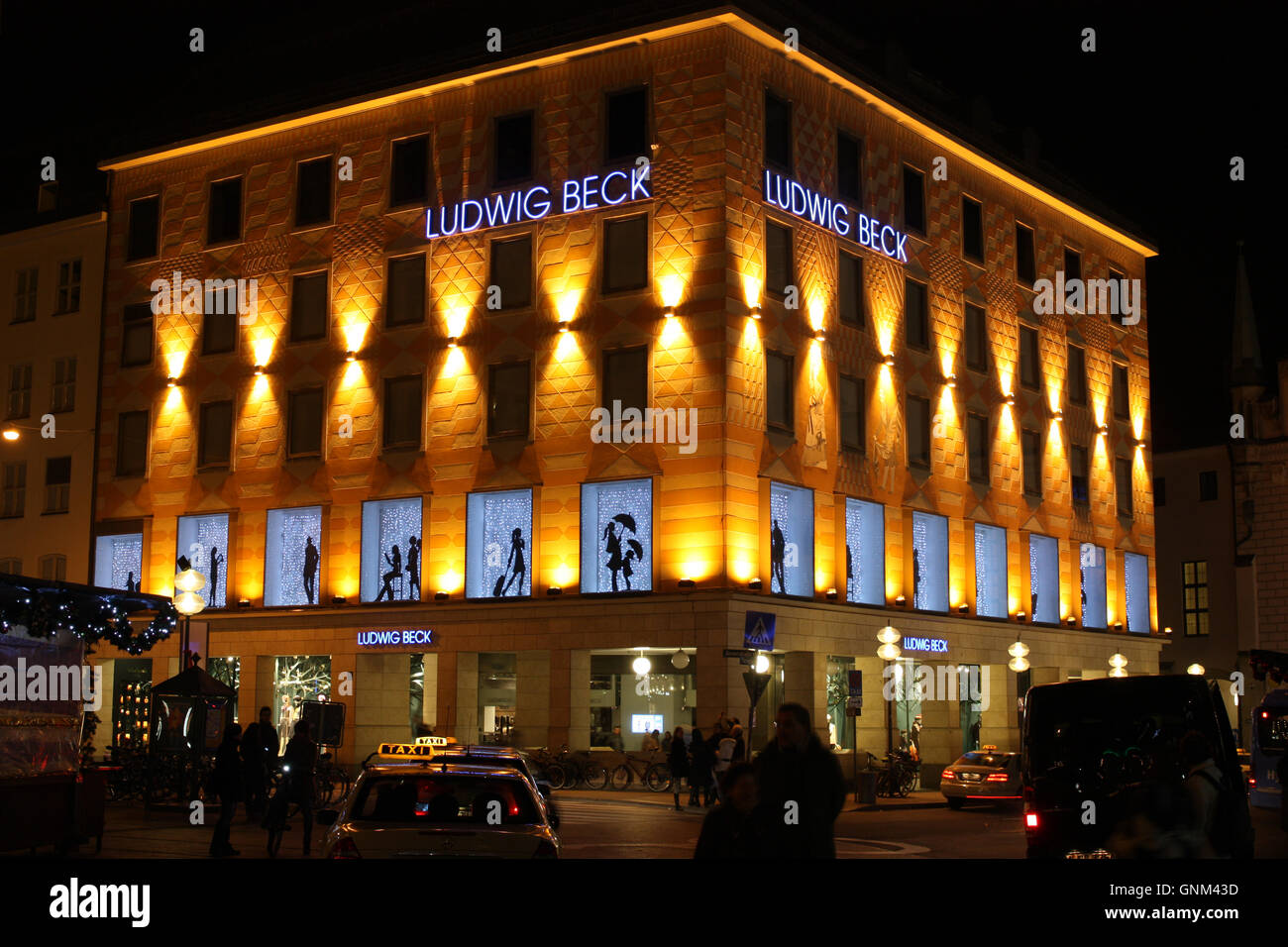 Beautiful architecture of the city at night lights Stock Photo - Alamy