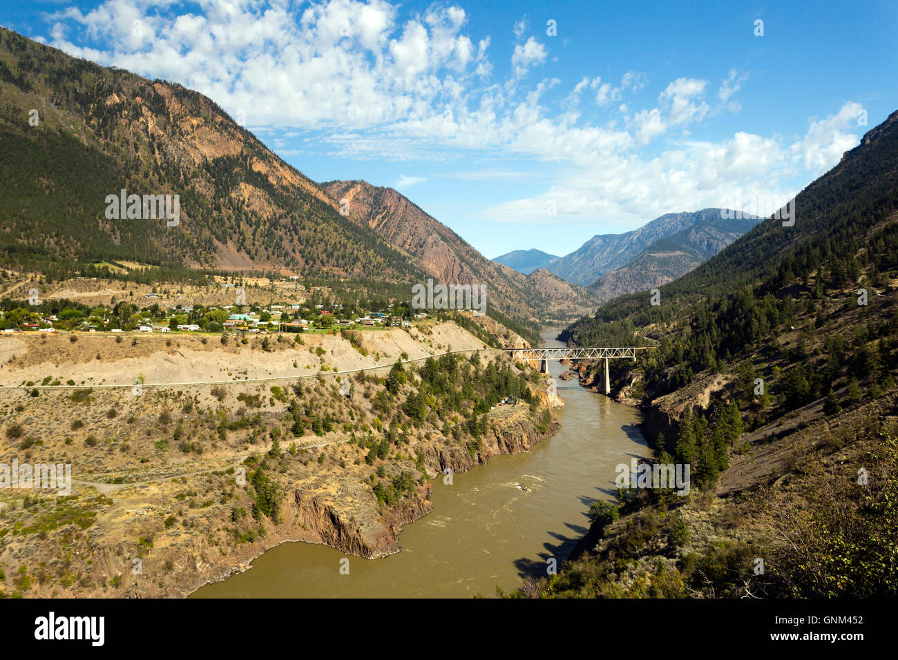 Fraser river canyon british columbia hi-res stock photography and ...