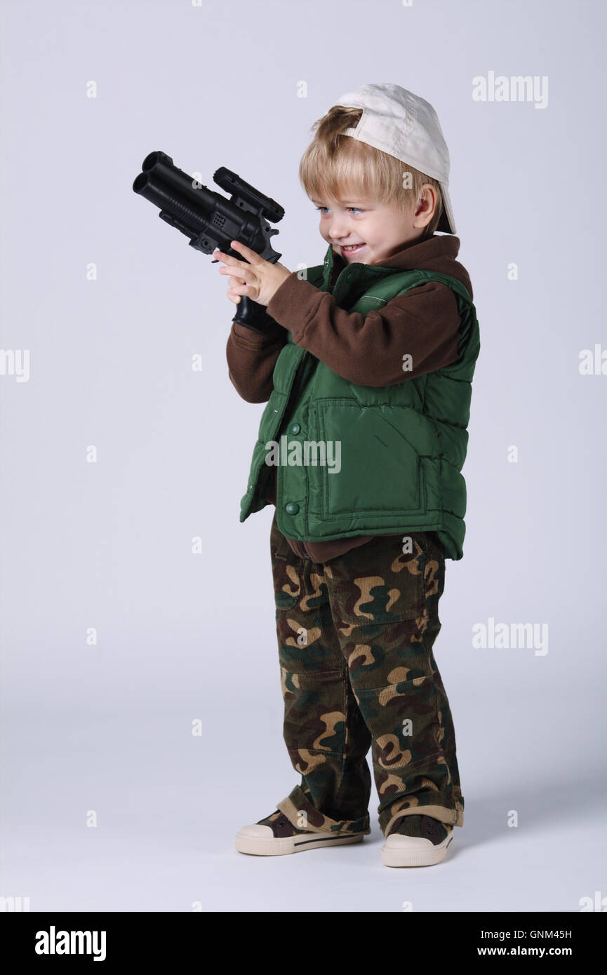 Man and son with pistol hi-res stock photography and images - Alamy