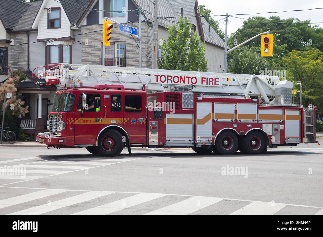 Toronto fire hi-res stock photography and images - Alamy