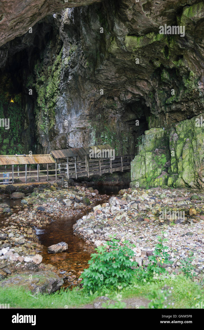 Scotland cave caves hi-res stock photography and images - Alamy