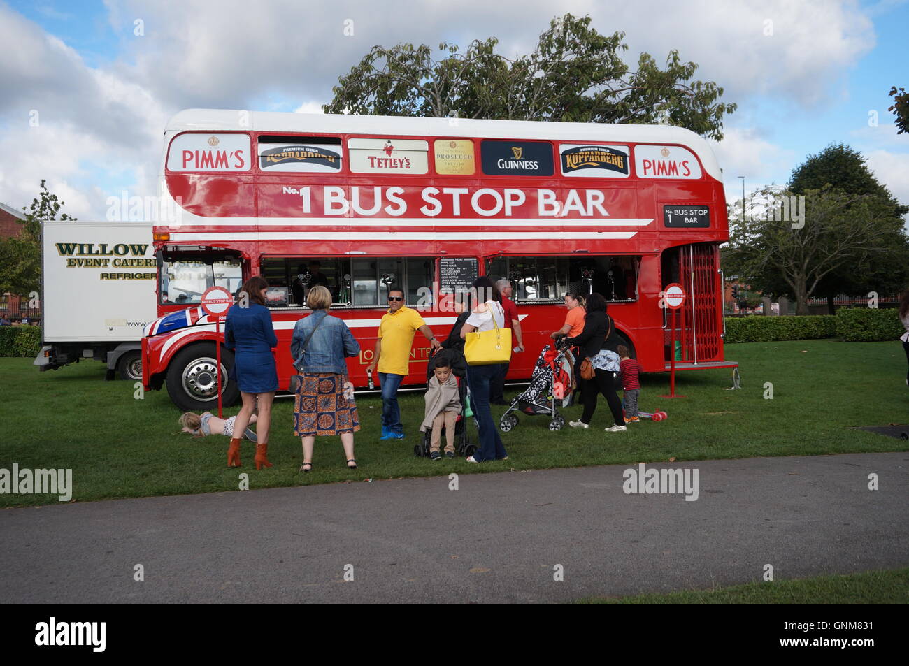 Routemaster Bus Bar Stock Photo - Alamy