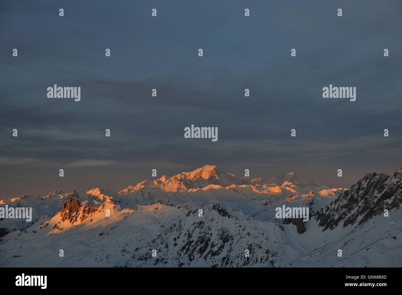 mountain snow sunset Stock Photo - Alamy
