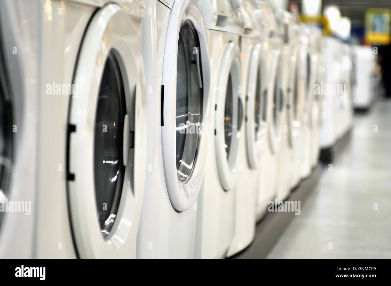 Washing machine clothes fold hi-res stock photography and images - Alamy