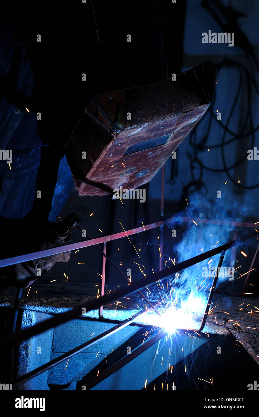 Weld joint hi-res stock photography and images - Alamy