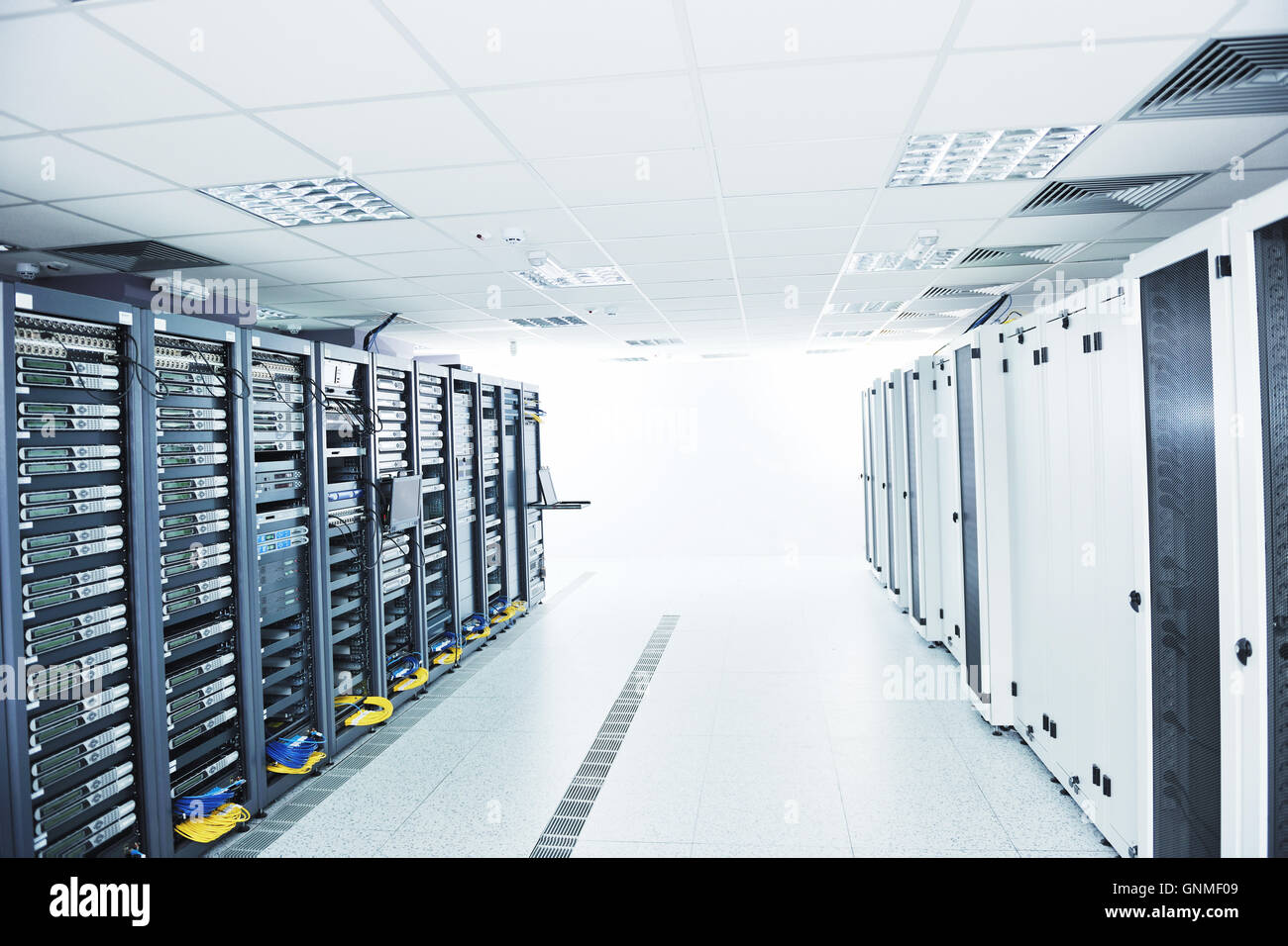 network server room Stock Photo - Alamy