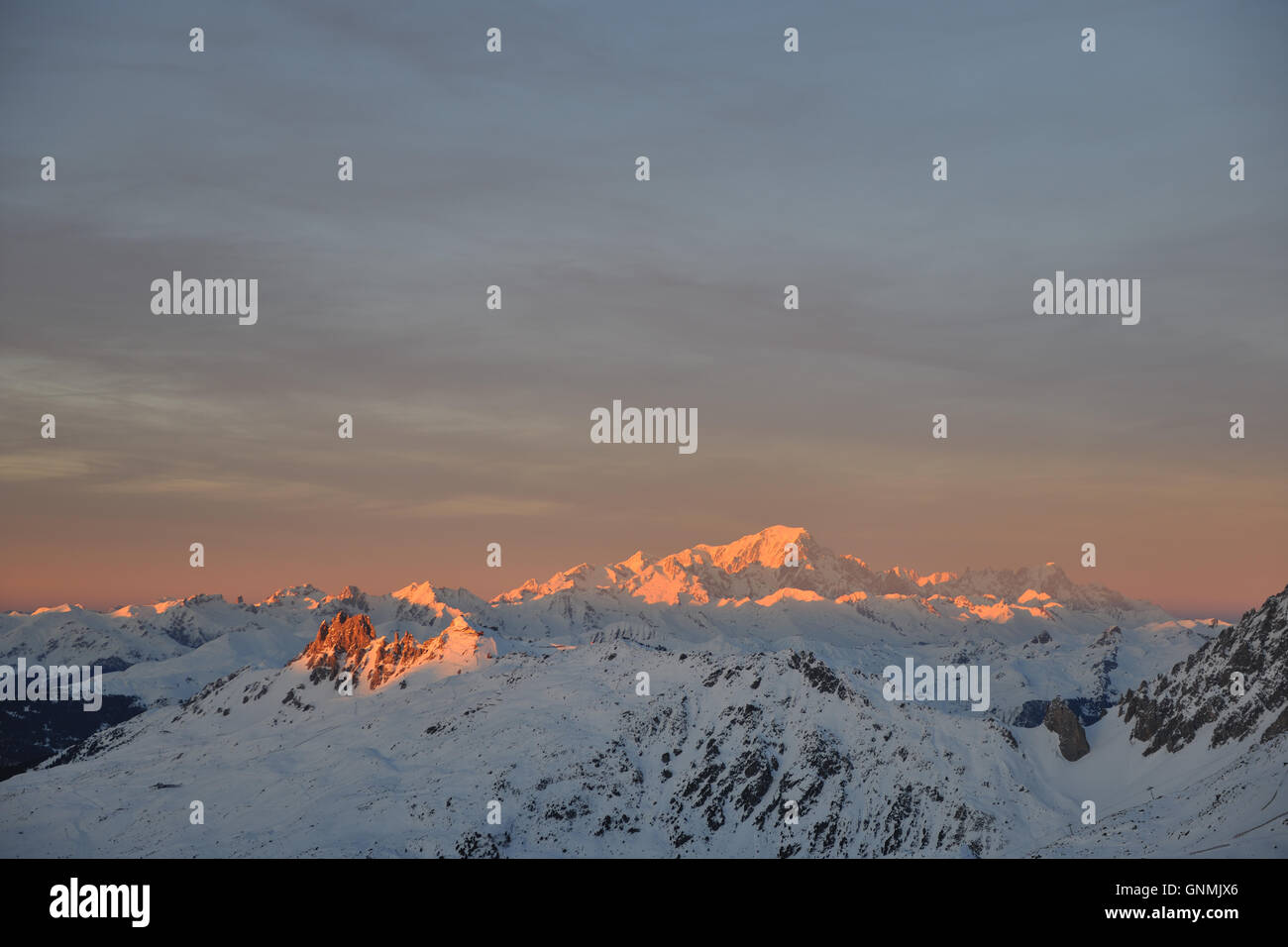 mountain snow sunset Stock Photo - Alamy