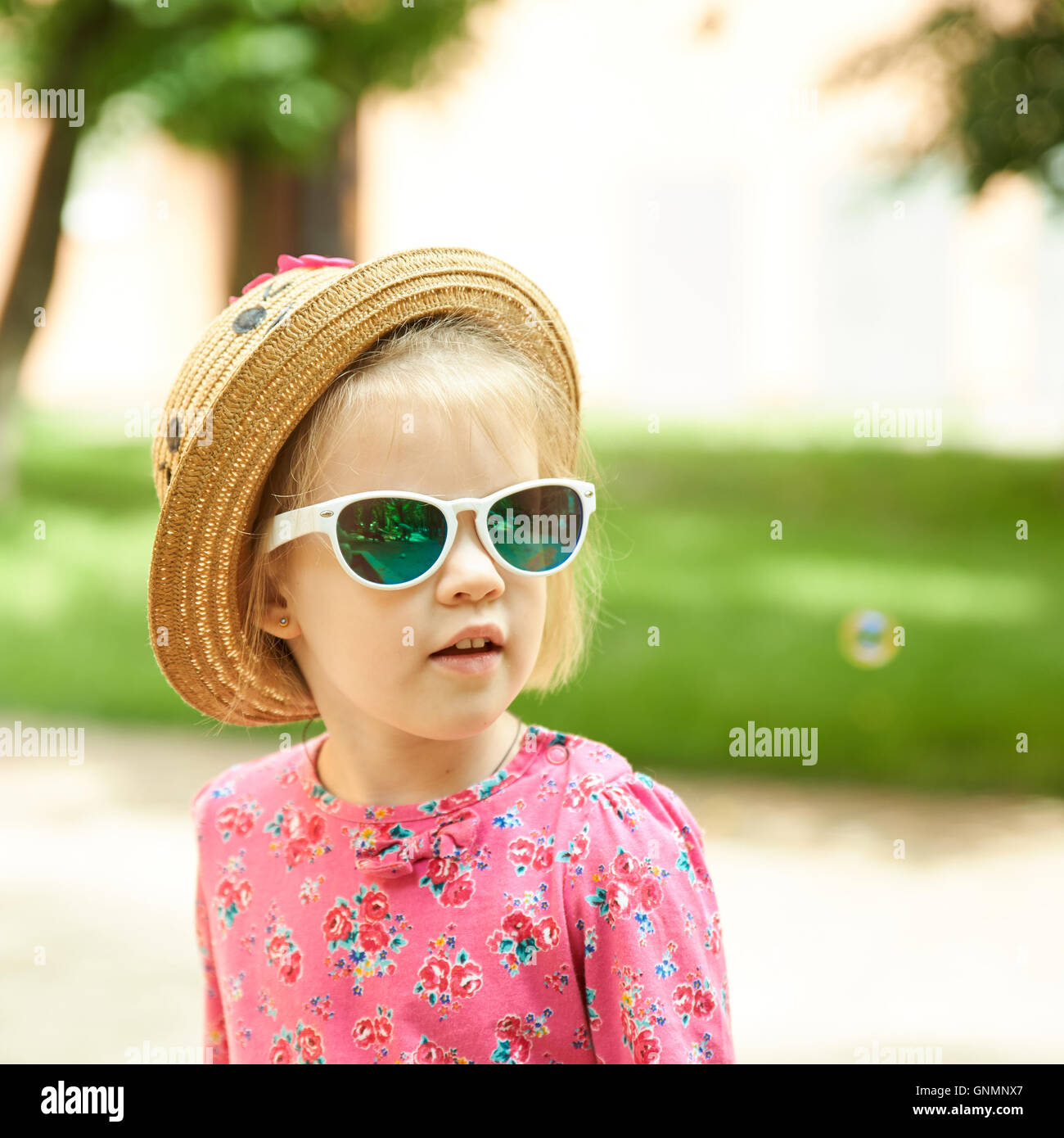 Fashion portrait of girl child. Sunglasses Stock Photo - Alamy