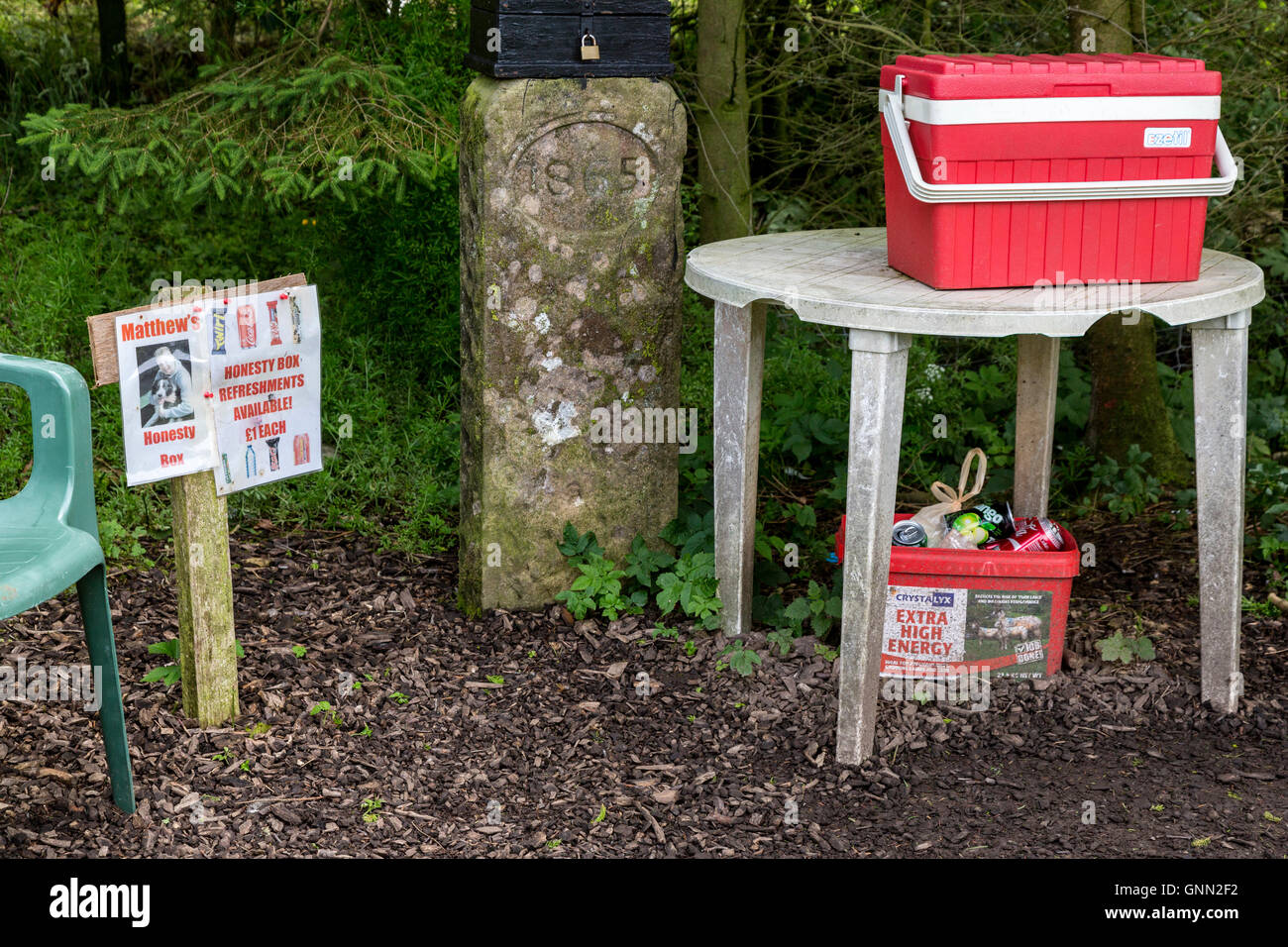 Honesty box uk hi-res stock photography and images - Alamy
