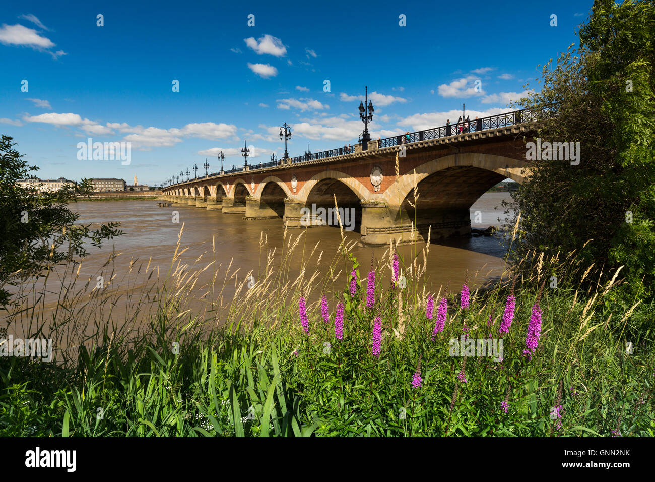 Pont de Pierre. Stone Bridge & Garonne River. Bordeaux, Gironde ...