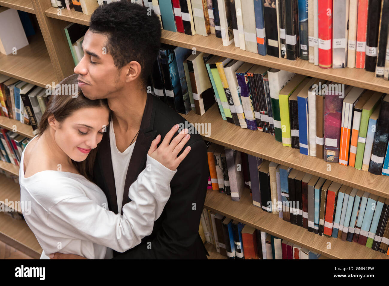 Students in library Stock Photo - Alamy