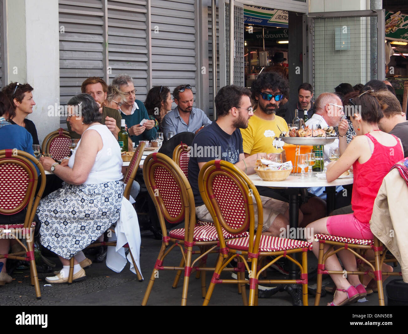 Marche restaurant hi-res stock photography and images - Alamy
