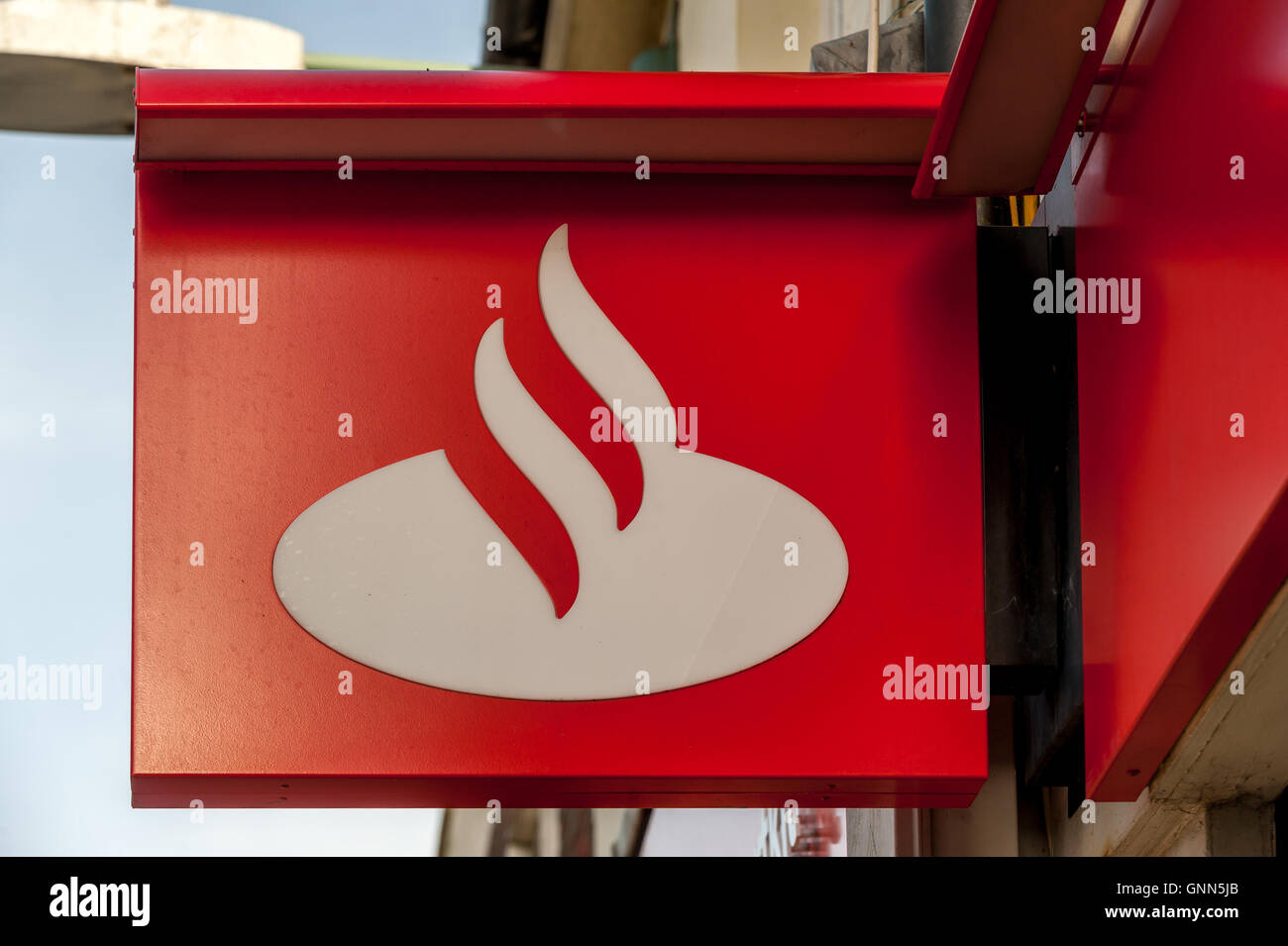 Signage for the Santander Spanish banking group Stock Photo - Alamy