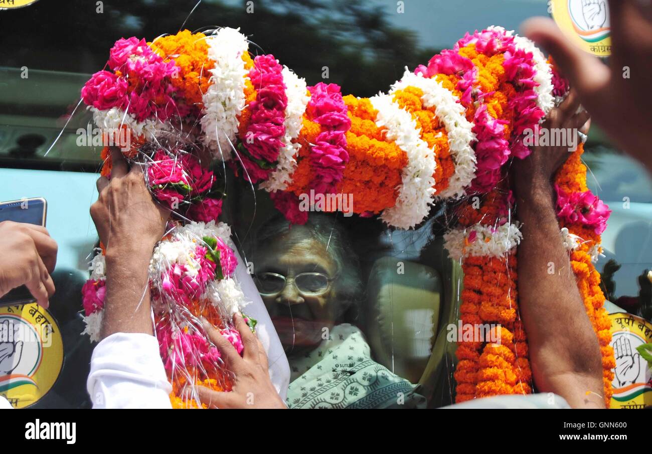 Sheela dixit hi-res stock photography and images - Alamy