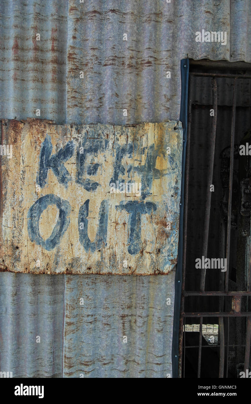 Old "Keep Out" sign at a closed mining site in Queensland - Australia ...