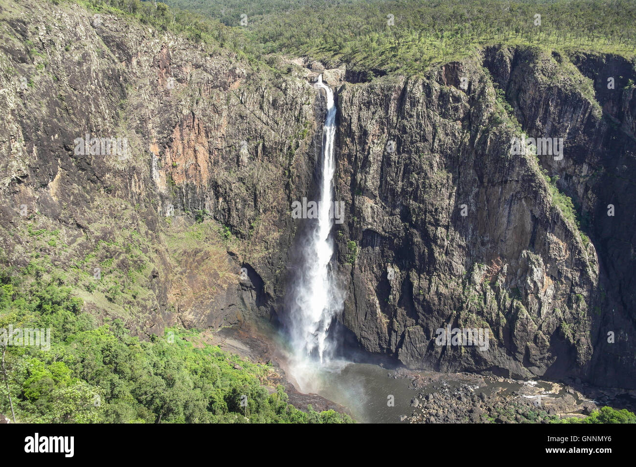 Famous Wallaman Falls in Girringun National Park ,Queensland ...