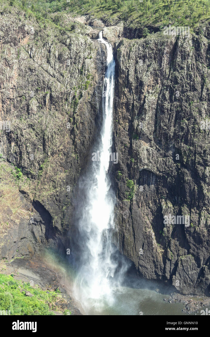 Famous Wallaman Falls in Girringun National Park ,Queensland ...