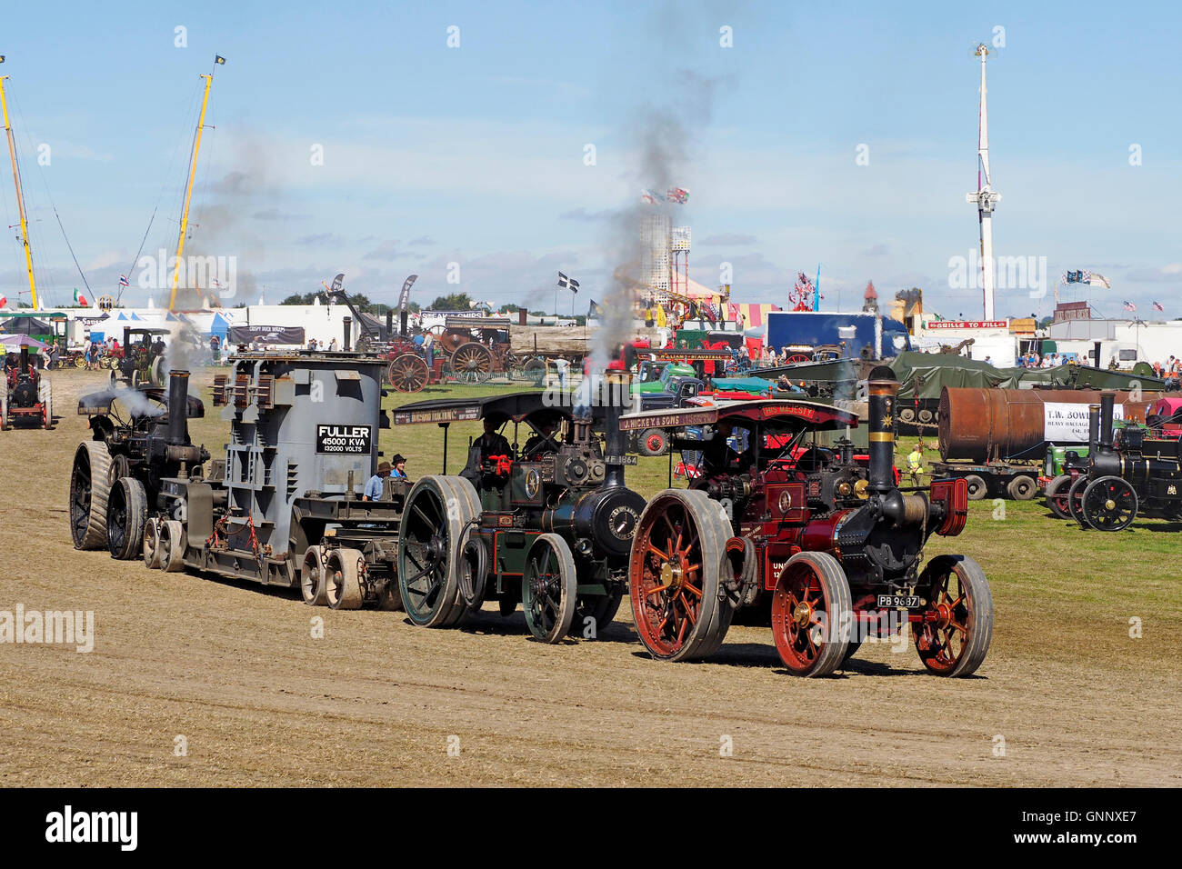 Steam traction engine living van hi-res stock photography and images ...