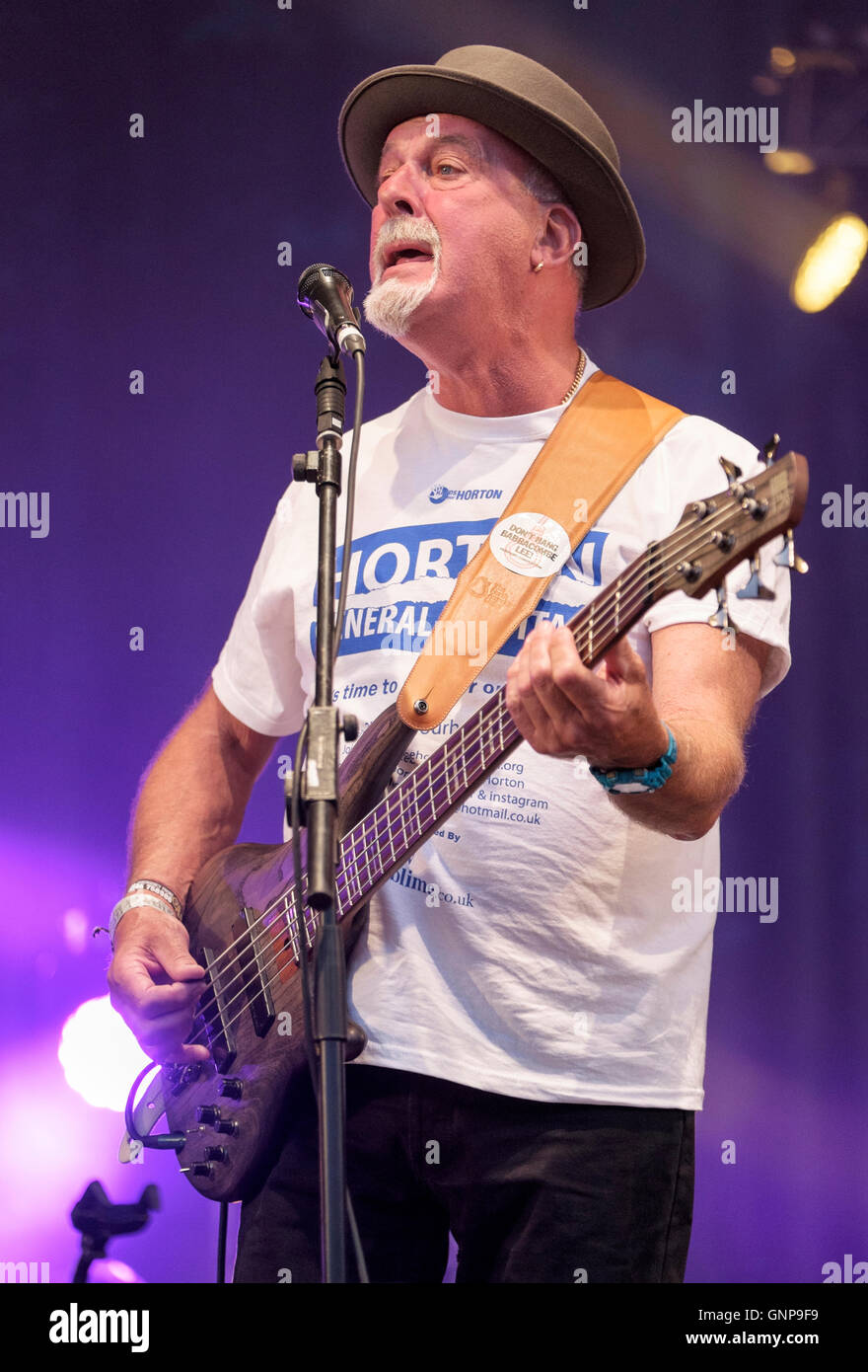 Dave pegg hi-res stock photography and images - Alamy