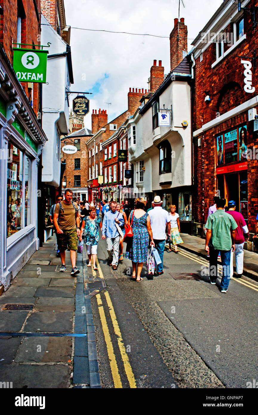 Petergate hi-res stock photography and images - Alamy