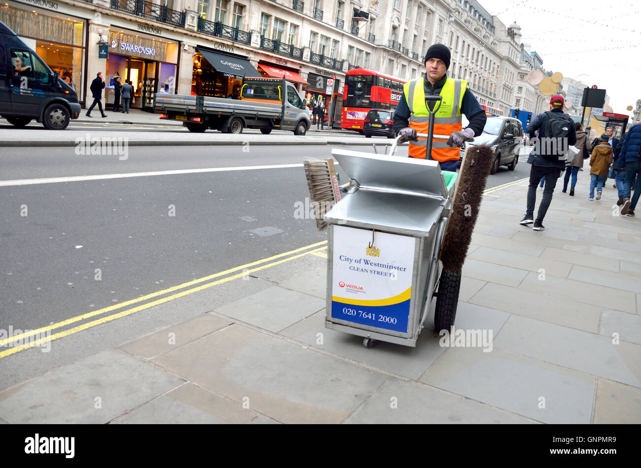 London, England, UK. Street sweeper in Regent Street Stock Photo - Alamy