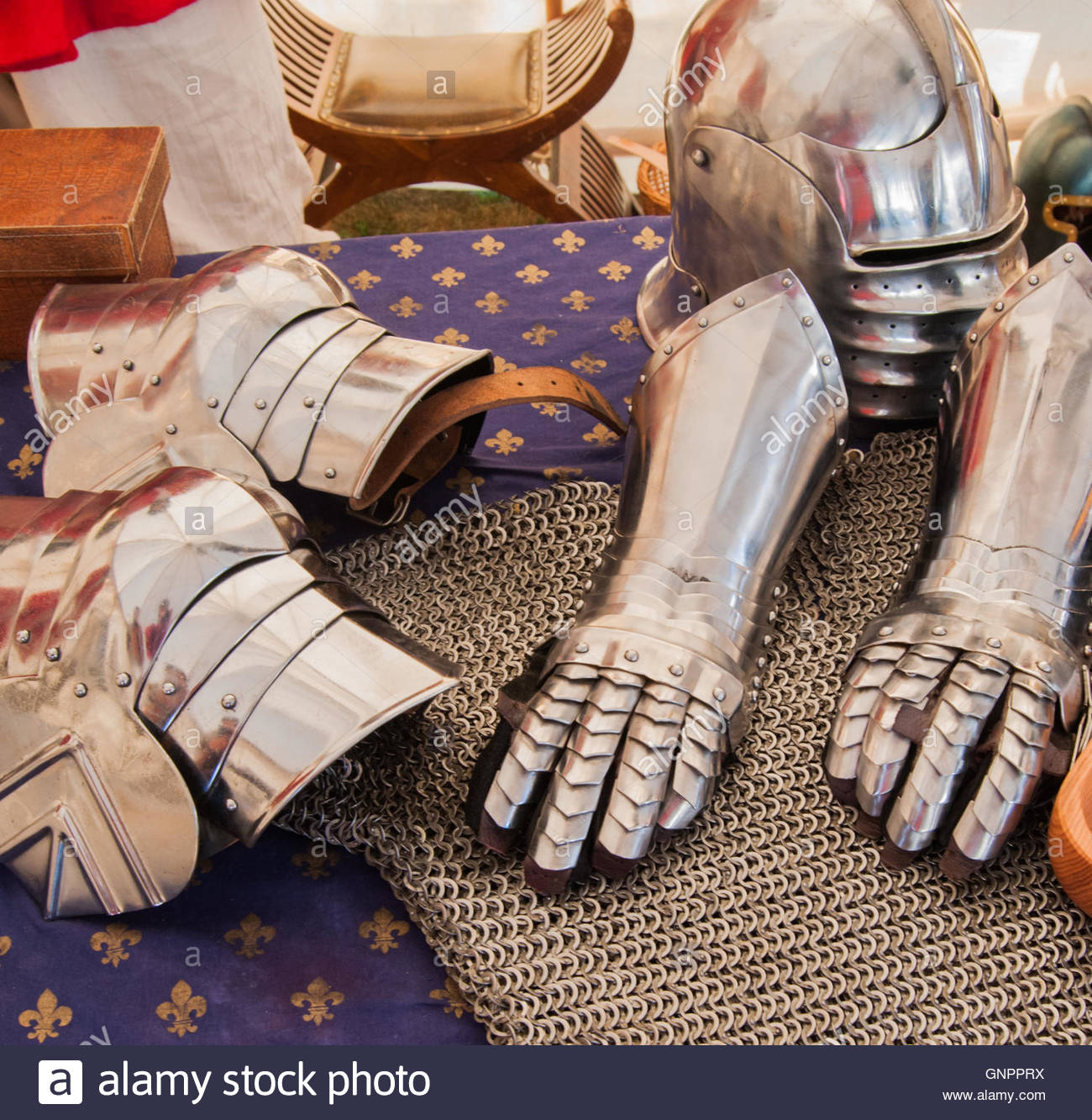 Medieval Armor High Resolution Stock Photography and Images - Alamy
