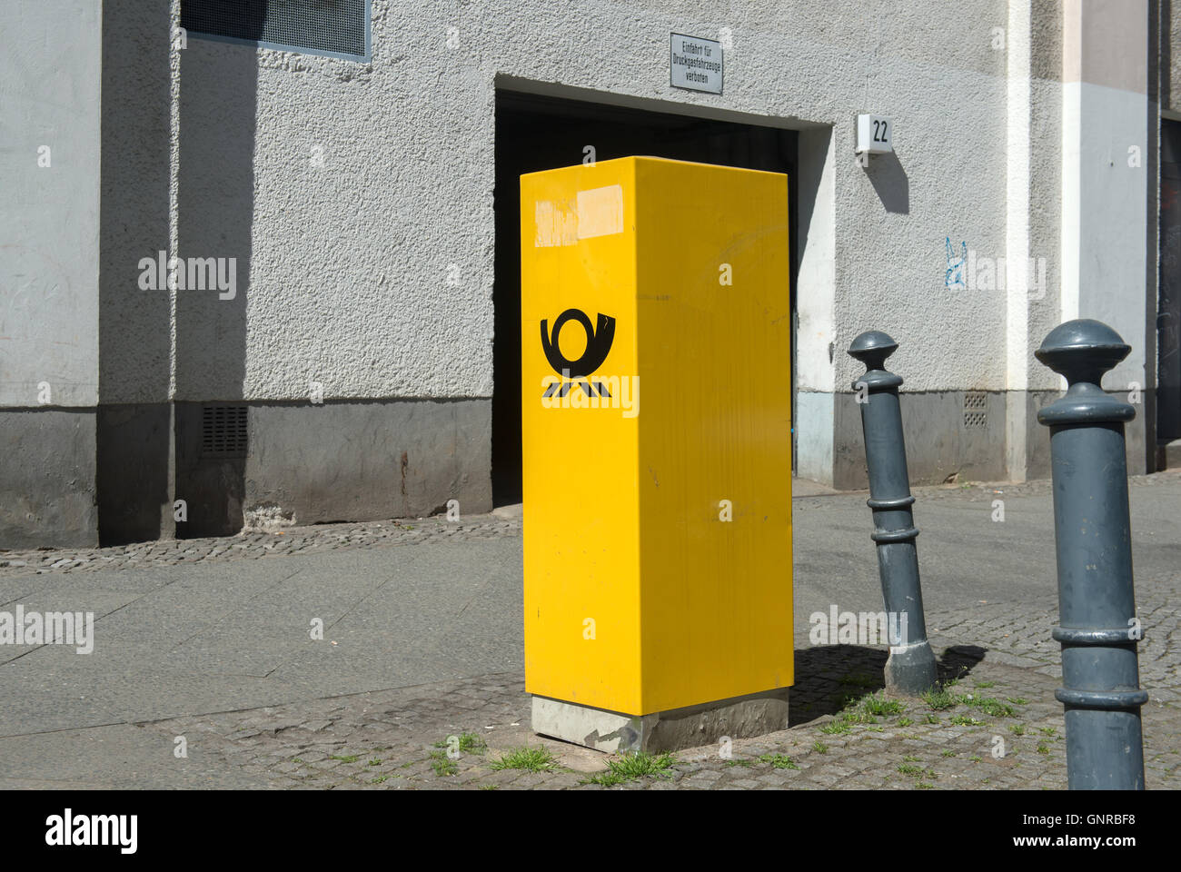 Postbox correspondence hi-res stock photography and images - Alamy