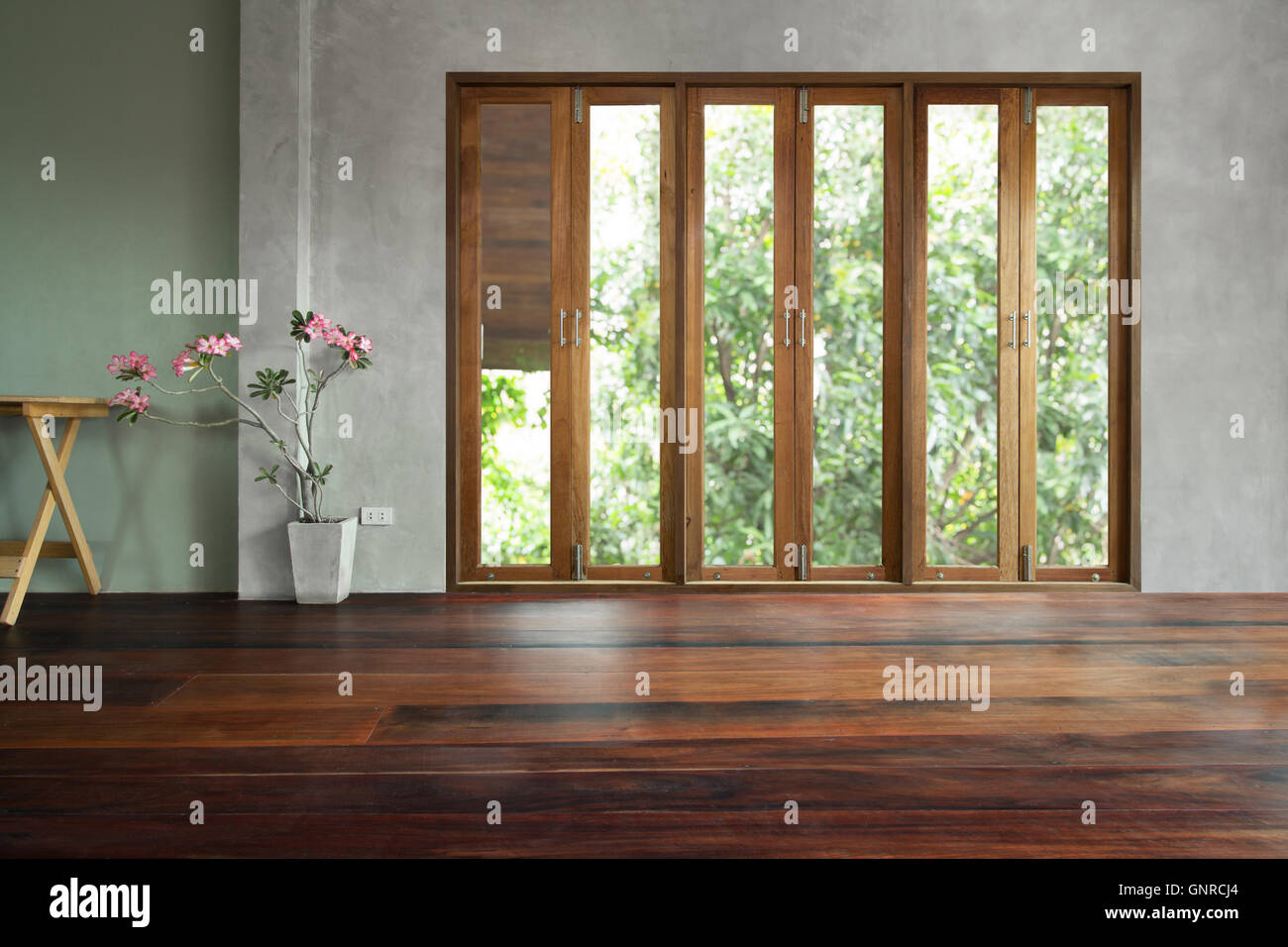 Empty living room hi-res stock photography and images - Alamy