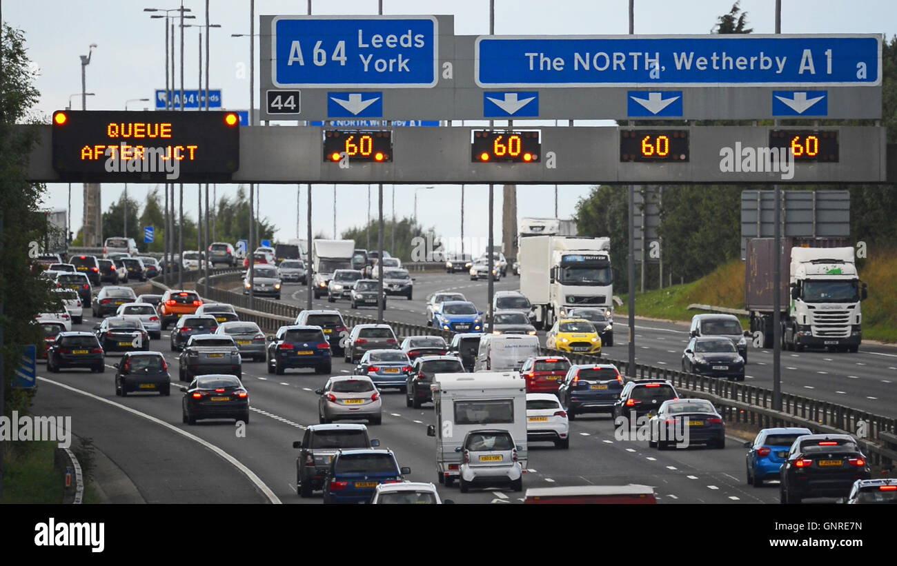gantry lights flashing warning in traffic jam on the A1/M motorway ...