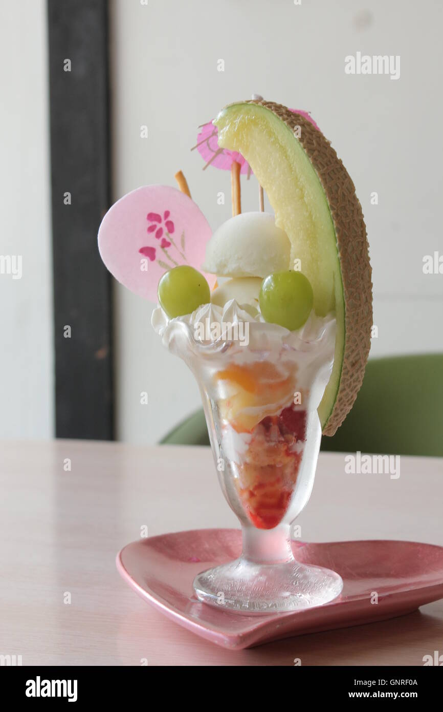 Parfait dessert japan hi-res stock photography and images - Alamy