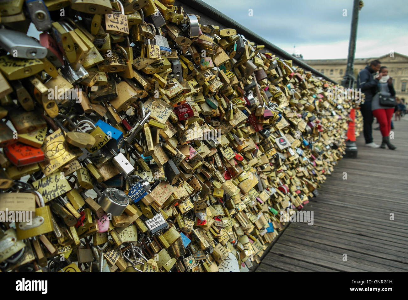 France padlocks bridge lock art love hi-res stock photography and ...