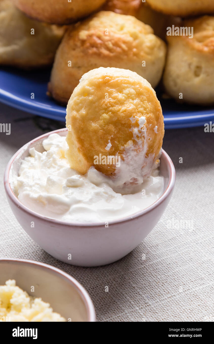 Cream puff texture hi-res stock photography and images - Alamy