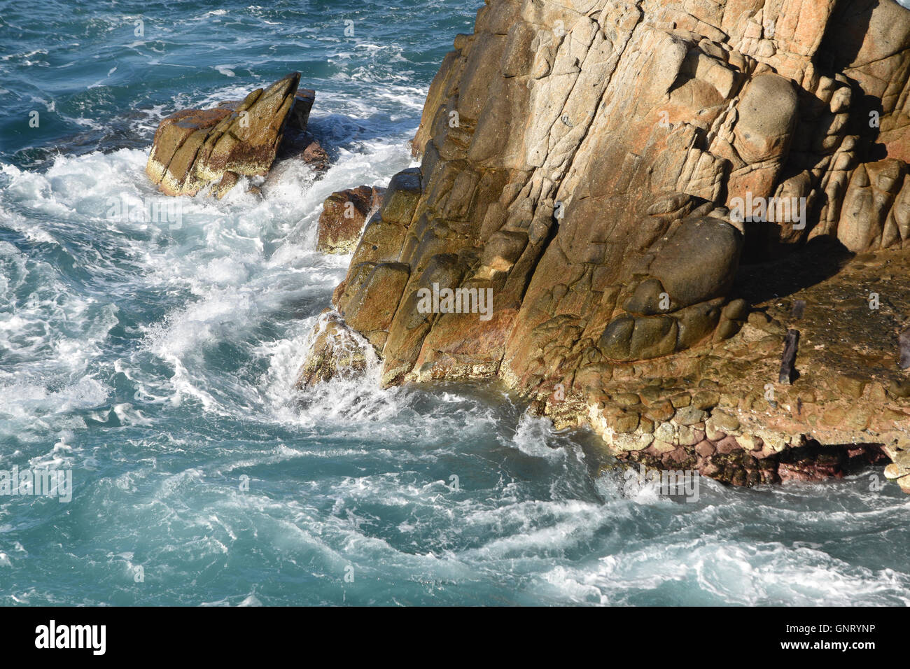 Acapulco rocks in water mexico hi-res stock photography and images - Alamy