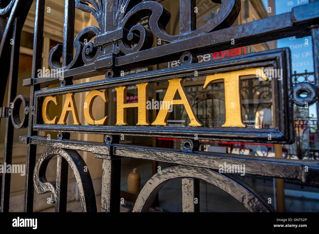 Evian haute savoie hi-res stock photography and images - Alamy